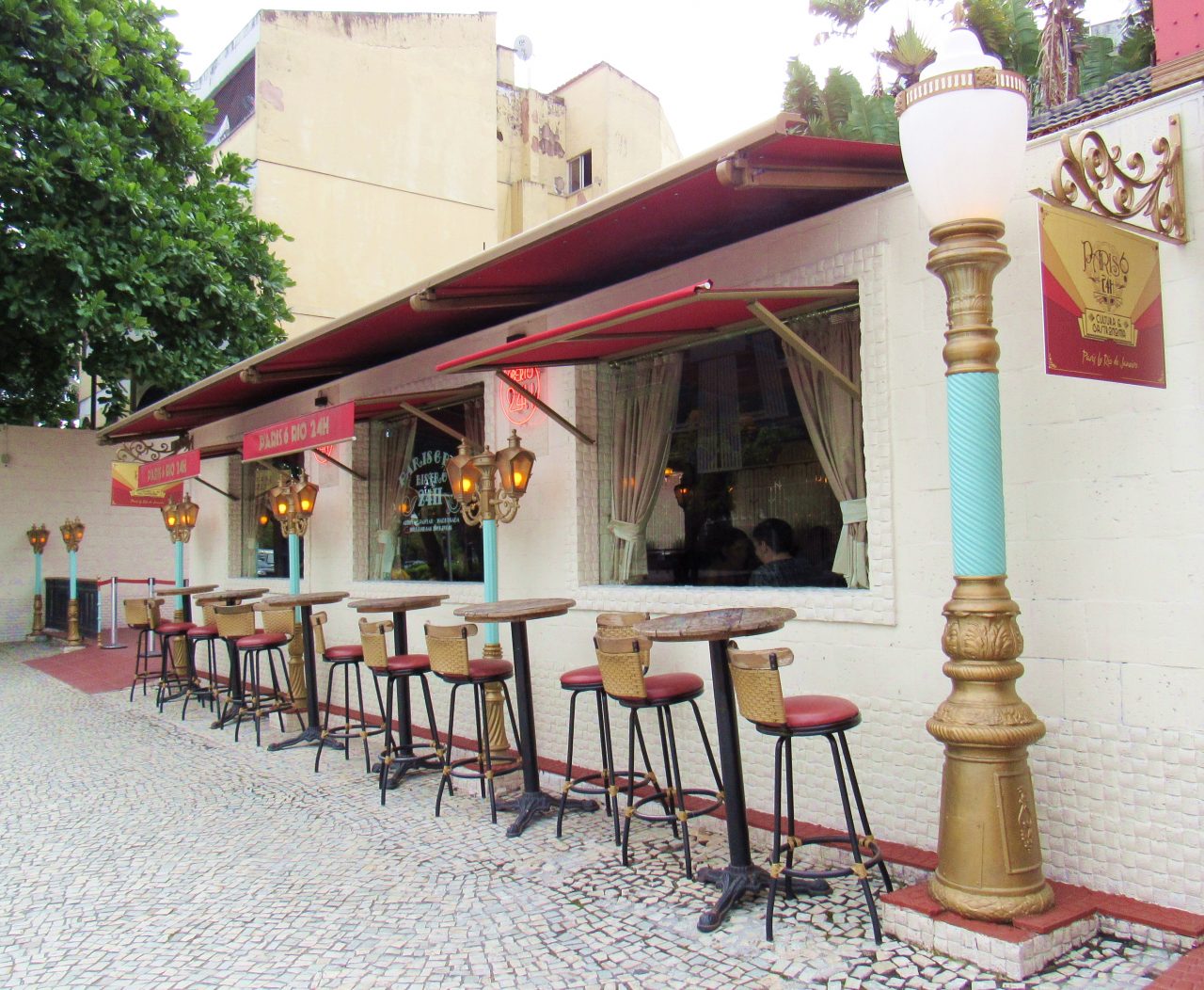 Paris 6 - Barra da Tijuca - Vivi na Viagem